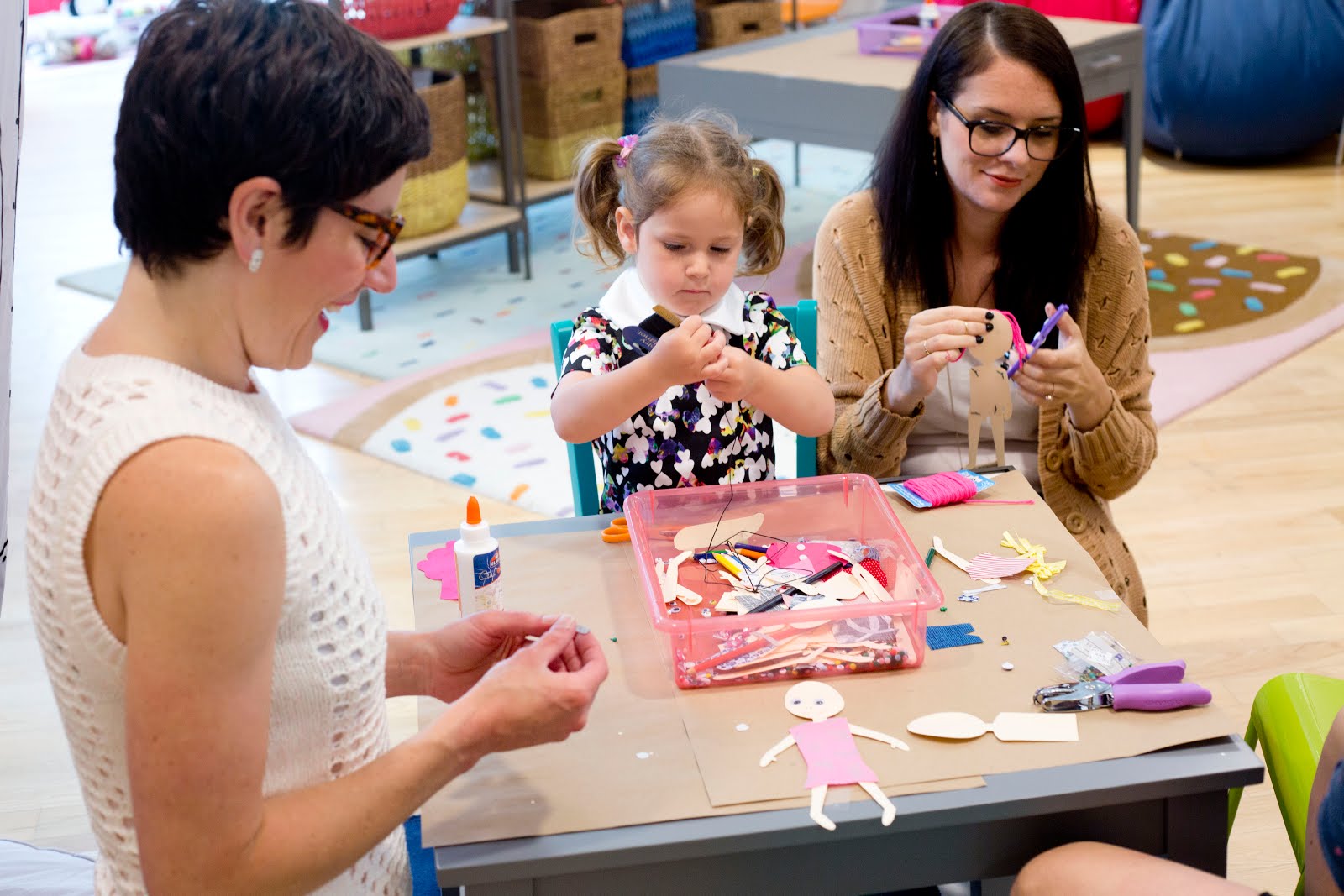 DIY Paper Dolls Craft - Crate&Kids Blog