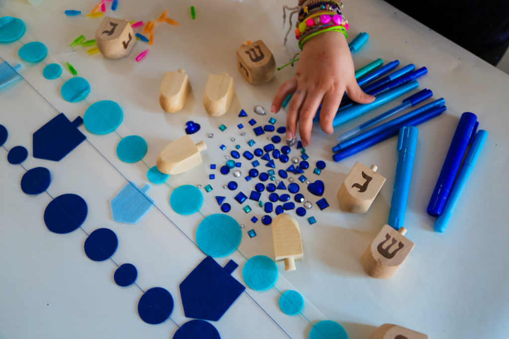 Hanukkah Dreidel Craft - Crate&Kids Blog